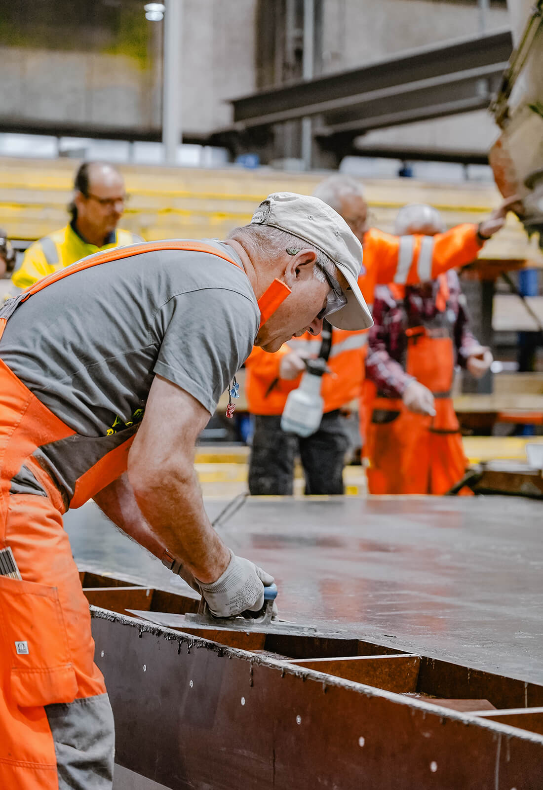 Ultra-Hochleistungs-Faserverbund-Baustoff - MÜLLER-STEINAG ELEMENT AG